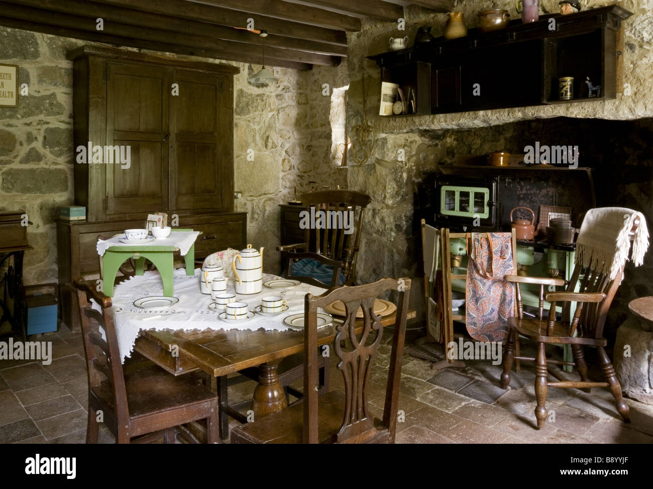 Welsh cottage kitchen hi-res stock photography and images - Alamy