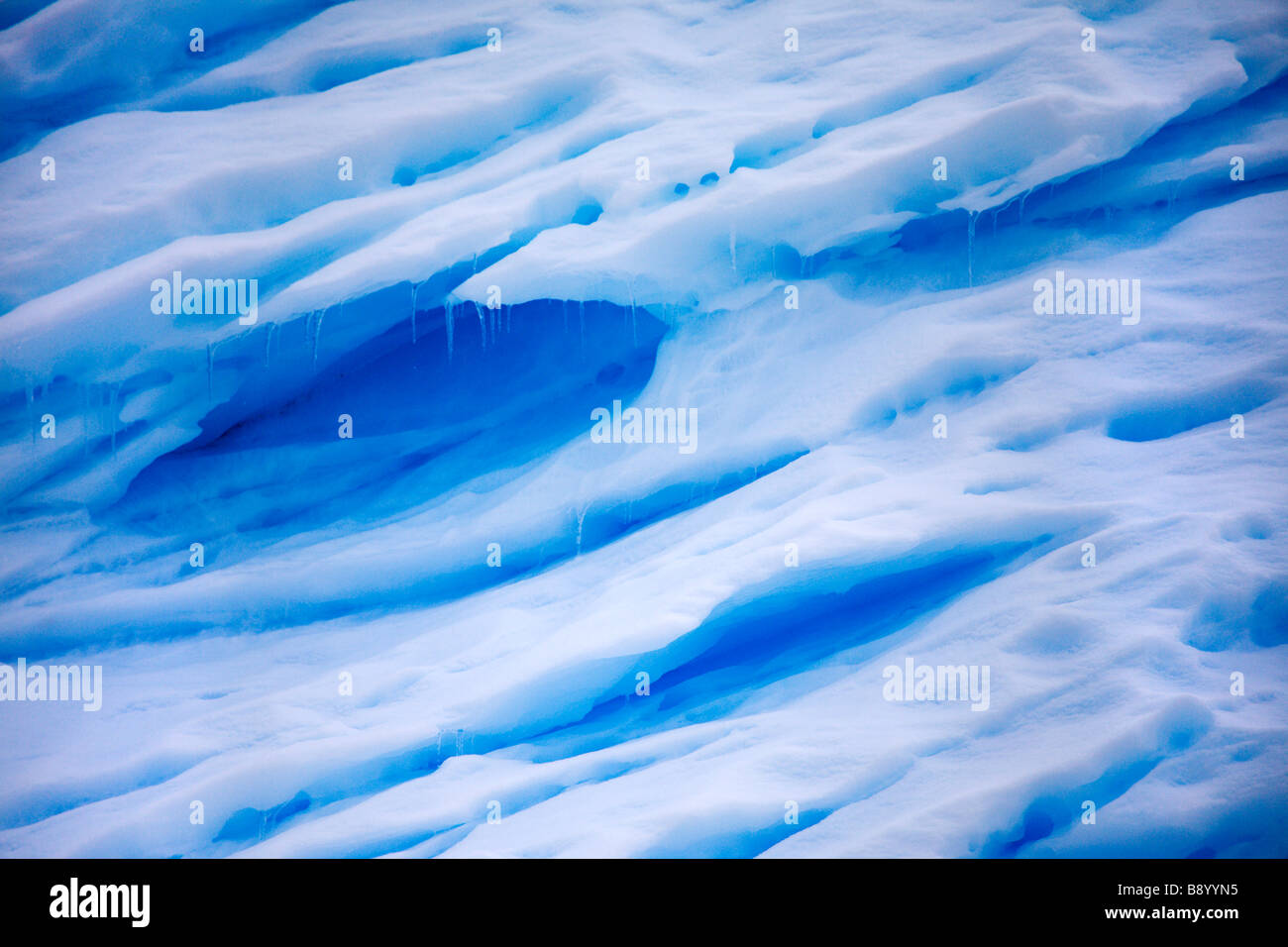 Ice patterns on an Antarctic iceberg Antarctica Stock Photo - Alamy