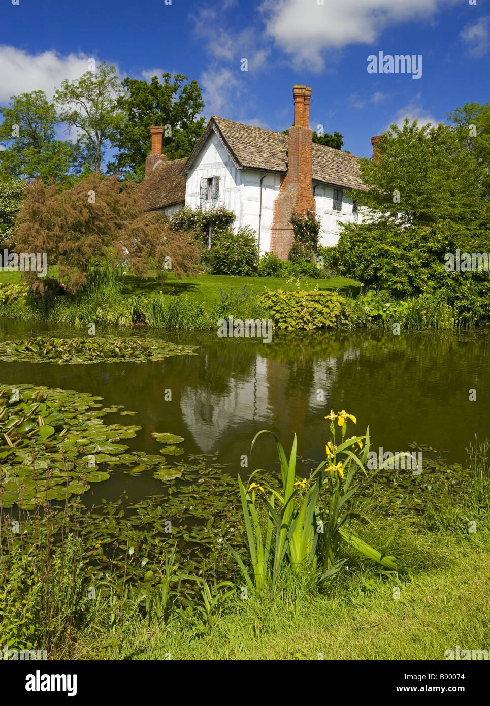 Lower brockhampton manor house hi-res stock photography and images - Alamy