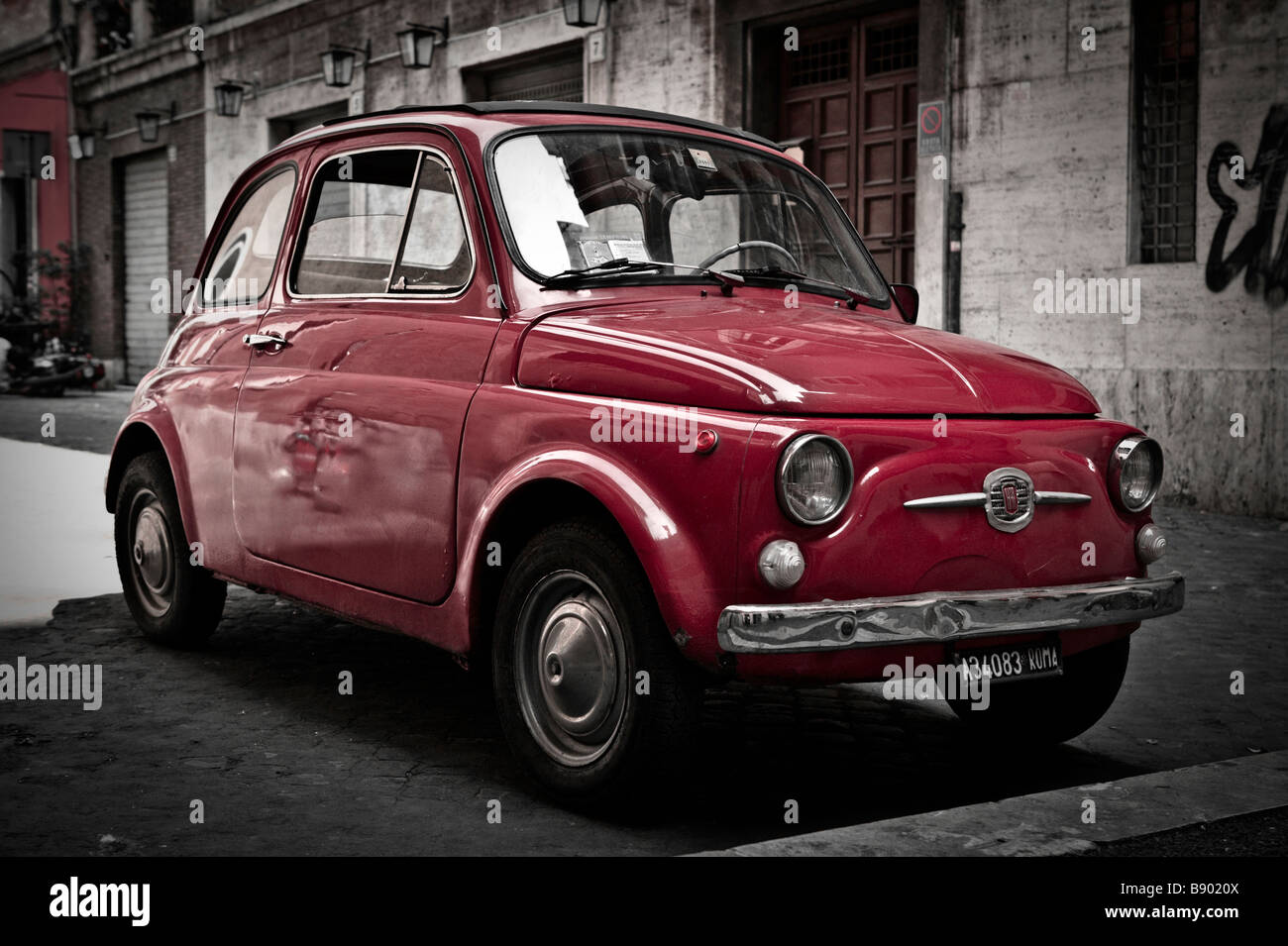 Classic red Fiat 500 Cinquecento in the Trastevere district of Rome ...