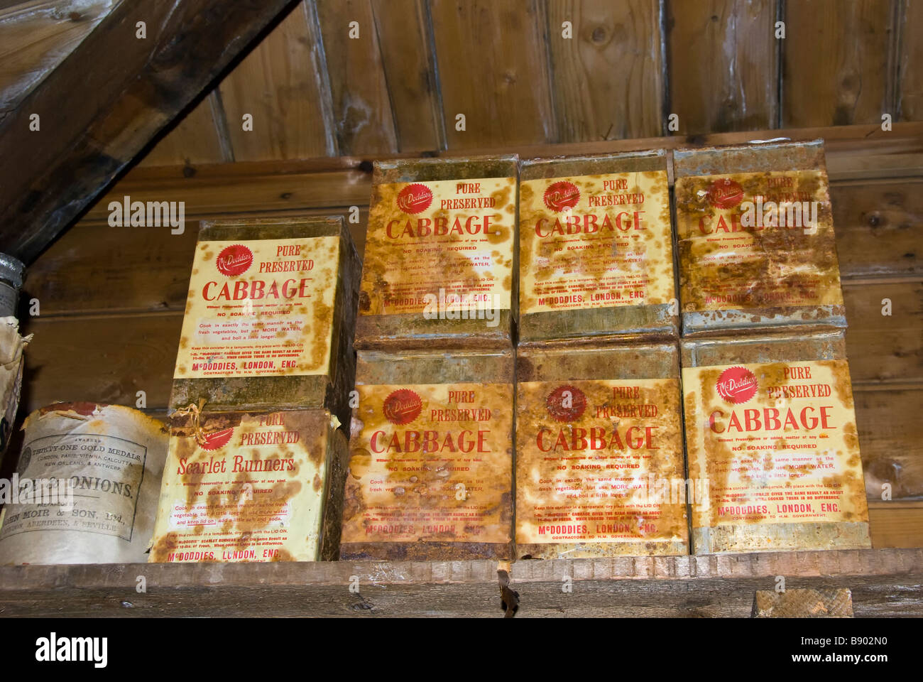 Inside Shackleton's Nimrod Expedition Hut, Cape Royds, Ross Sea ...