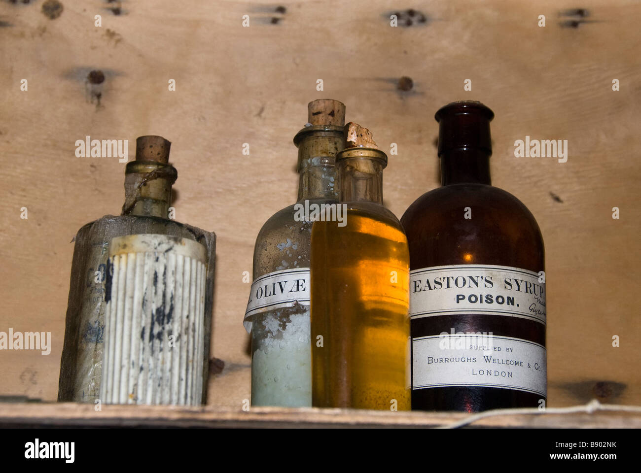 Shackleton's Hut Cape Royds Stock Photos & Shackleton's Hut Cape Royds ...