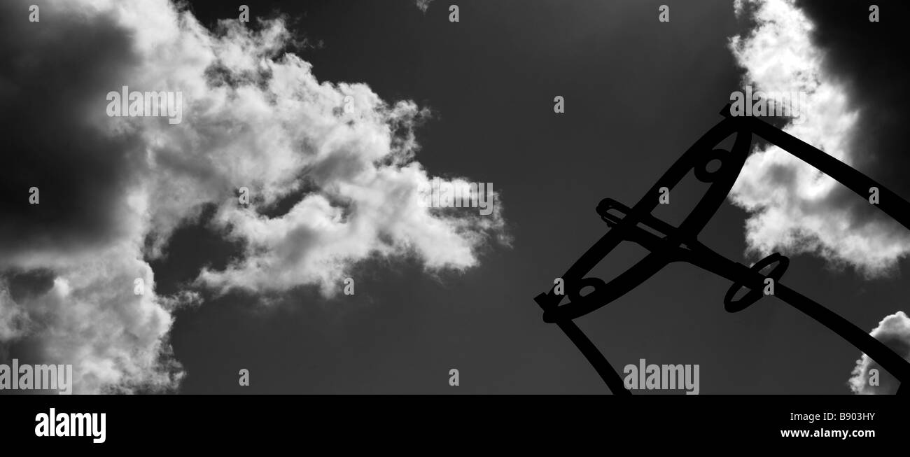 Spitfire sculpture hi-res stock photography and images - Alamy