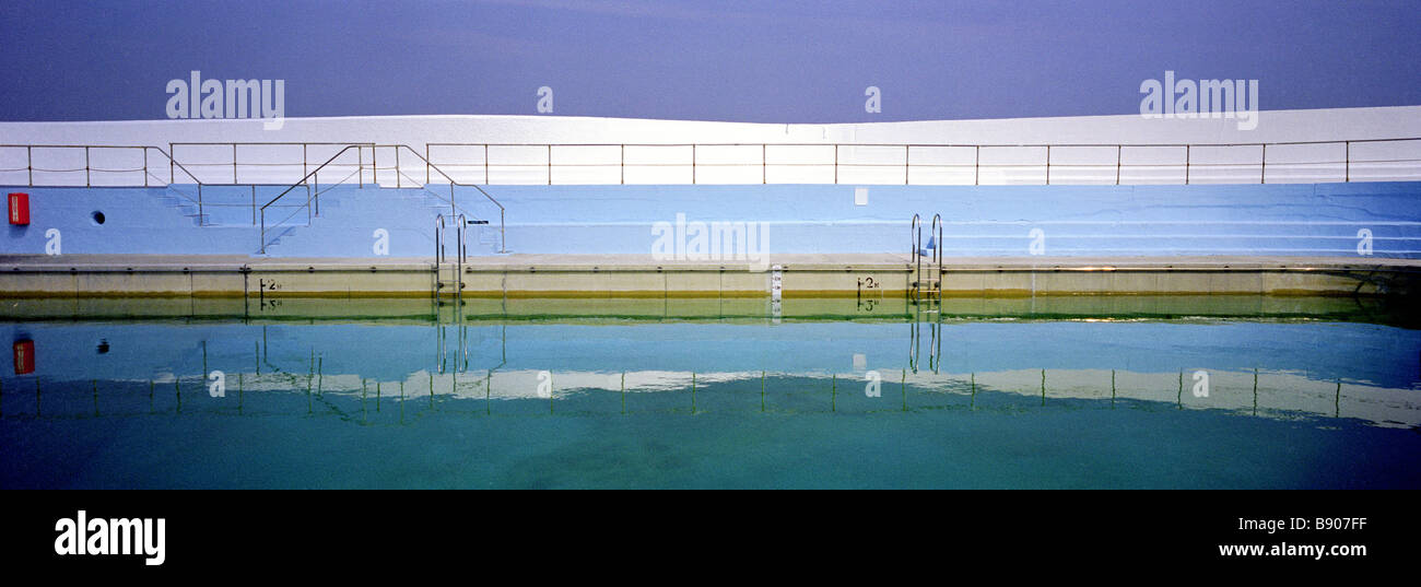 Jubilee pool penzance hi-res stock photography and images - Alamy