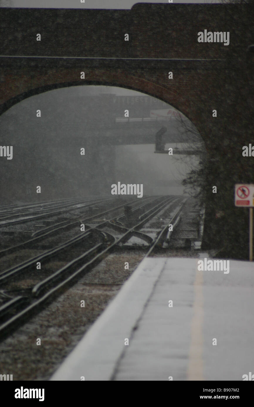 Bridge arch in snow Stock Photo - Alamy
