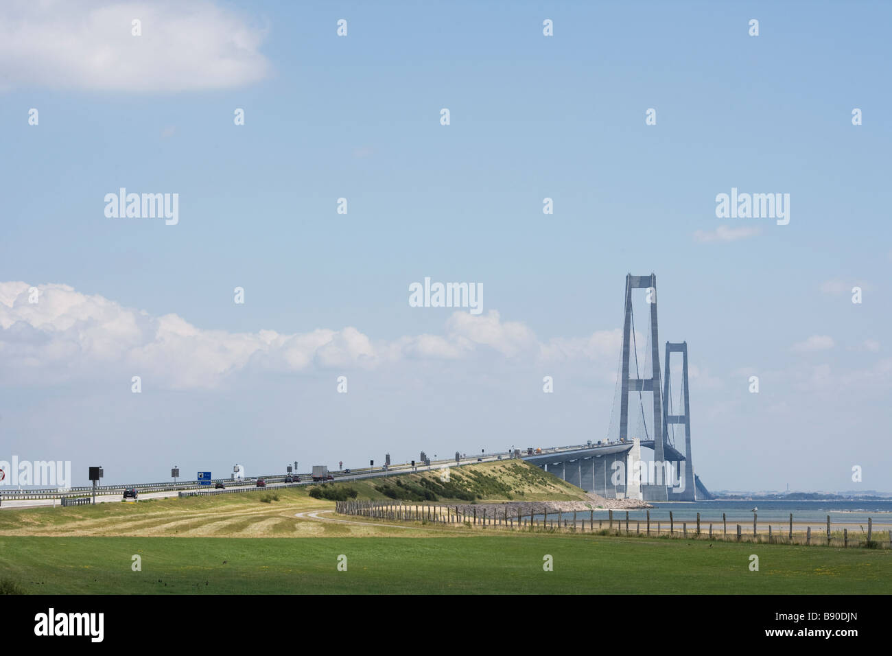 Great belt fixed link bridge hi-res stock photography and images - Alamy