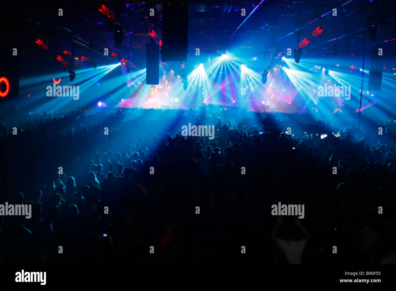 Picture of the crowd during Trance Energy 2009 in the Jaarbeurs in the ...
