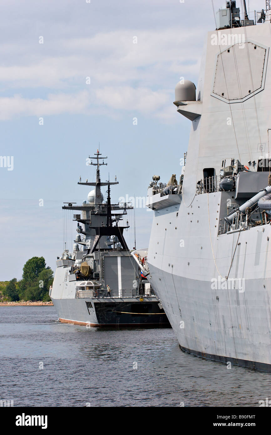 Modern ship hi-res stock photography and images - Alamy