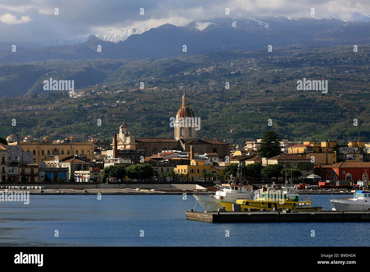 Riposto sicily hi-res stock photography and images - Alamy