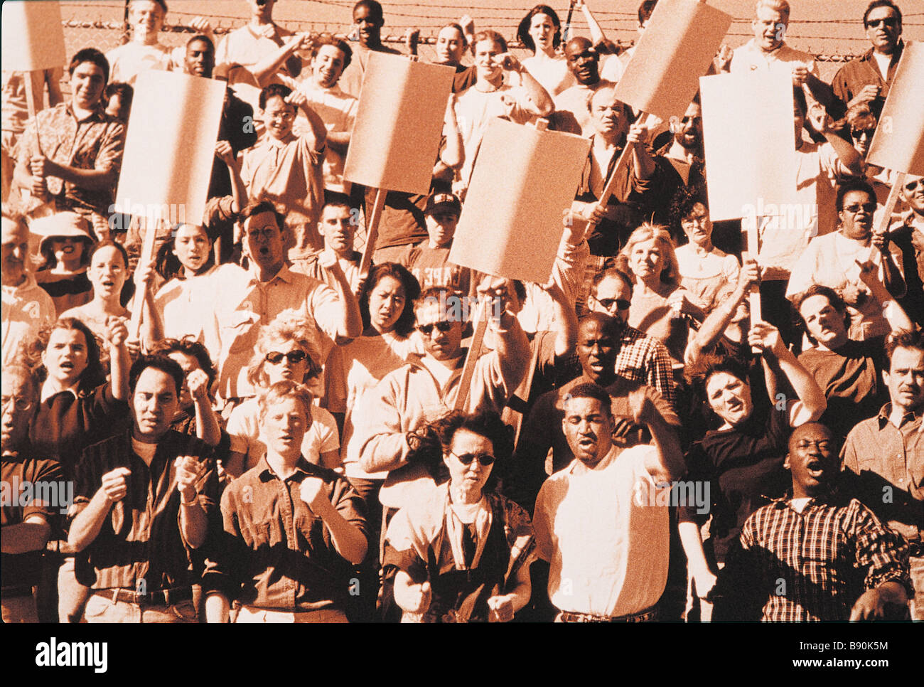 FL3461, FIRST LIGHT; Crowd waving placards Stock Photo - Alamy