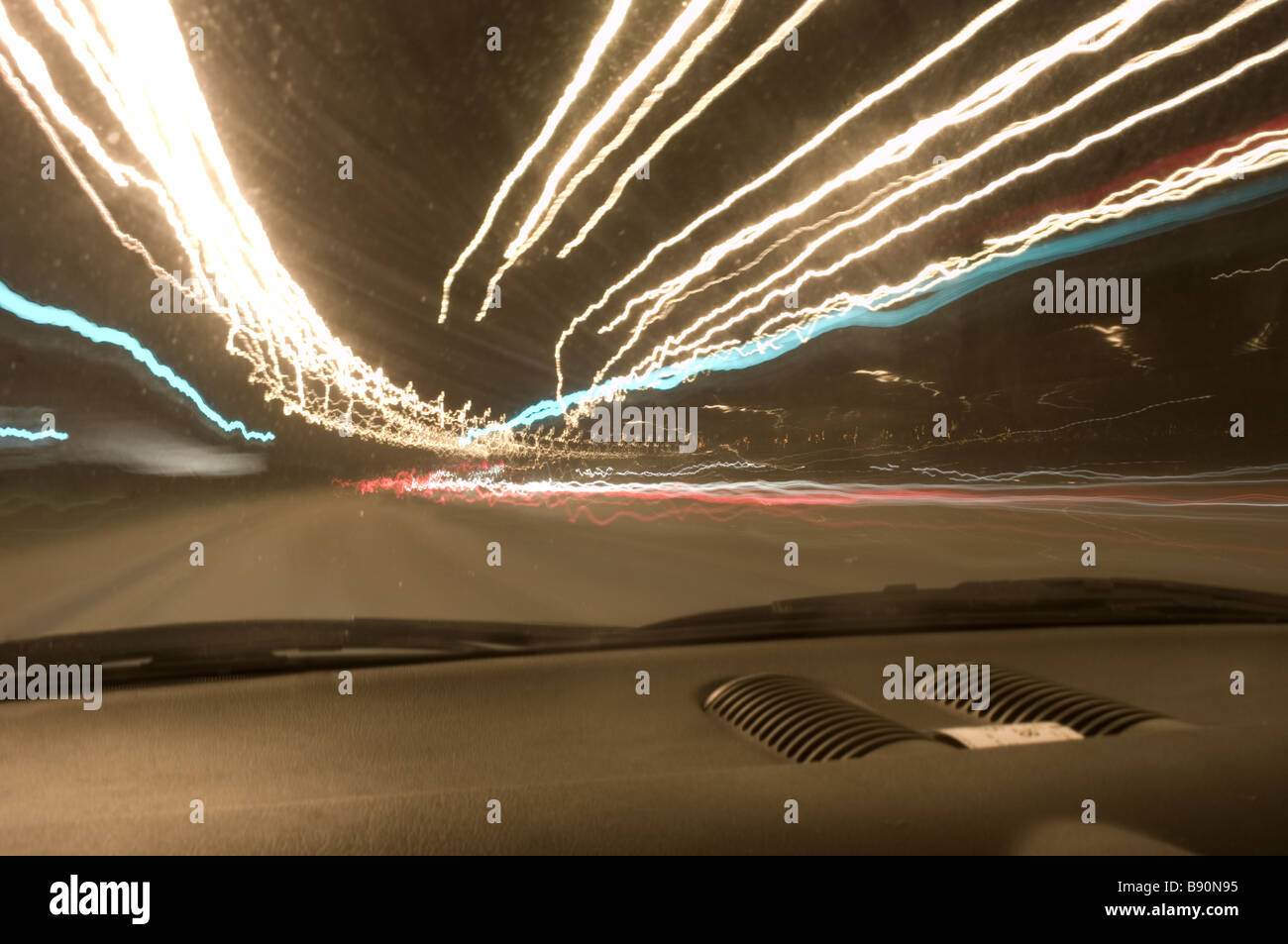Car headlights long exposure hi-res stock photography and images - Alamy