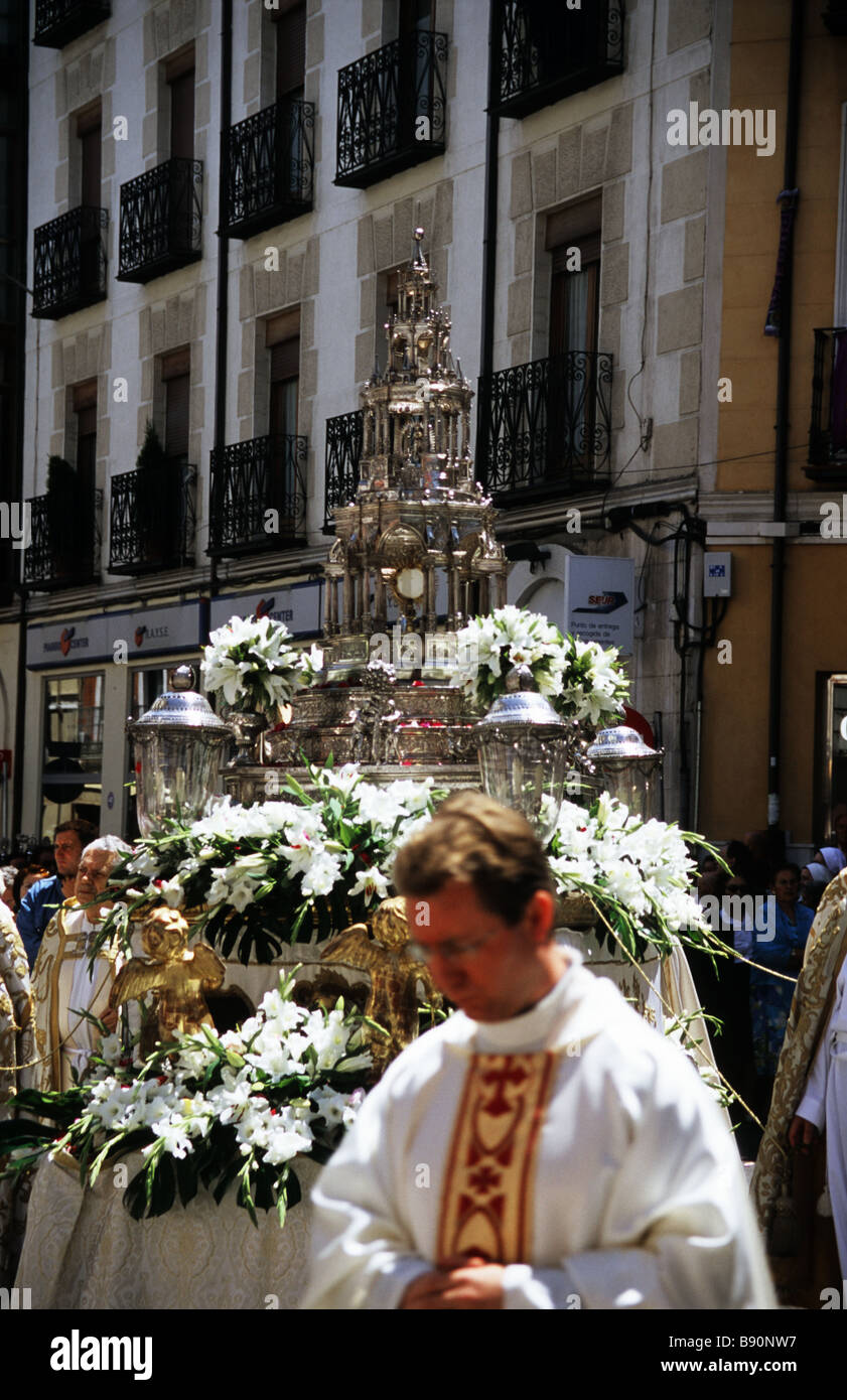 Corpus christi procession eucharist hi-res stock photography and images ...