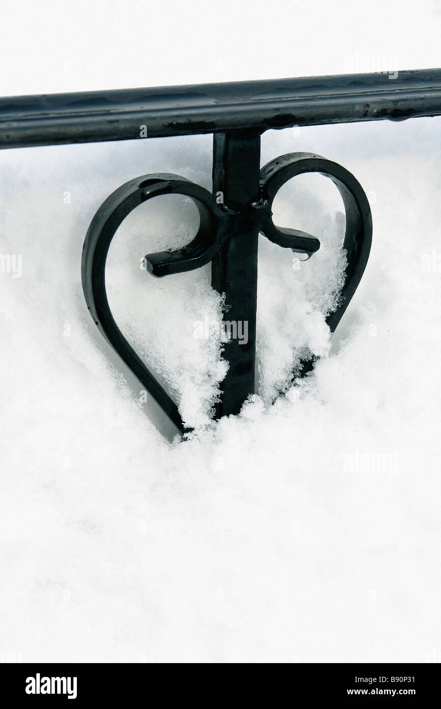 Cast iron gate hi-res stock photography and images - Alamy