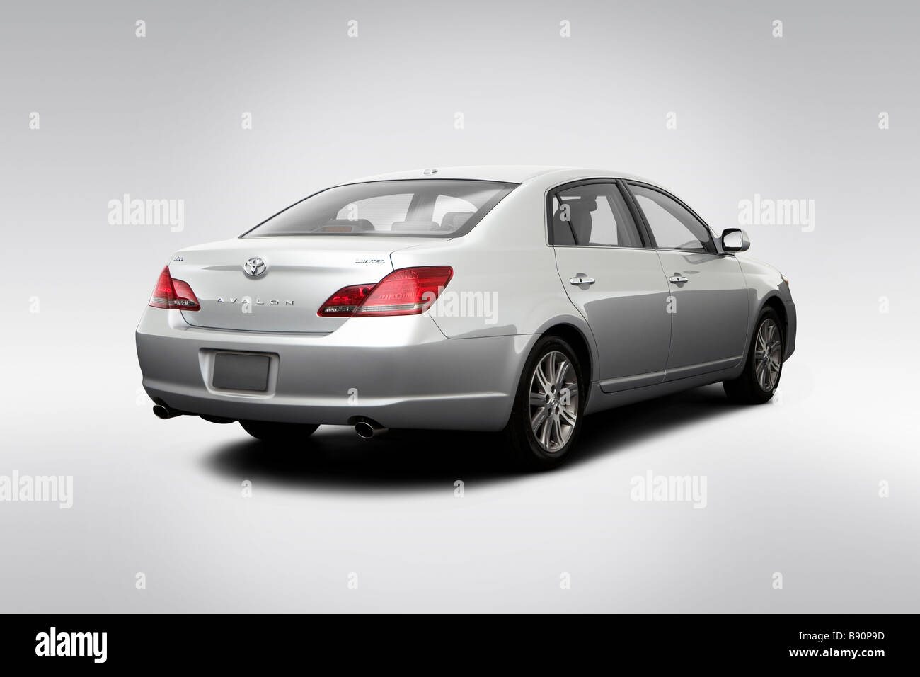 2009 toyota avalon hi-res stock photography and images - Alamy