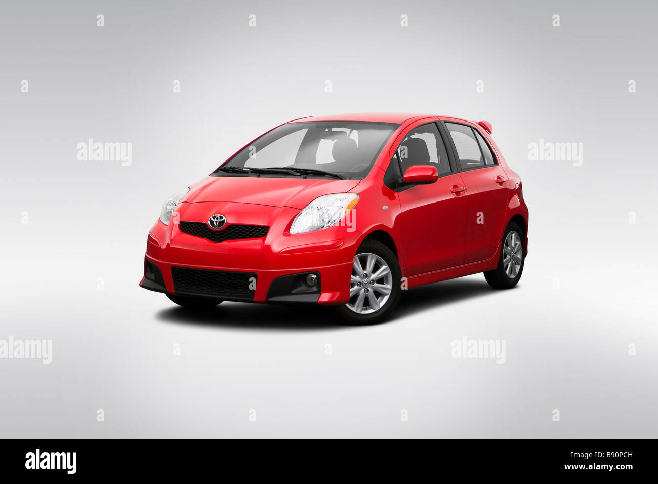 Toyota yaris hi-res stock photography and images - Alamy