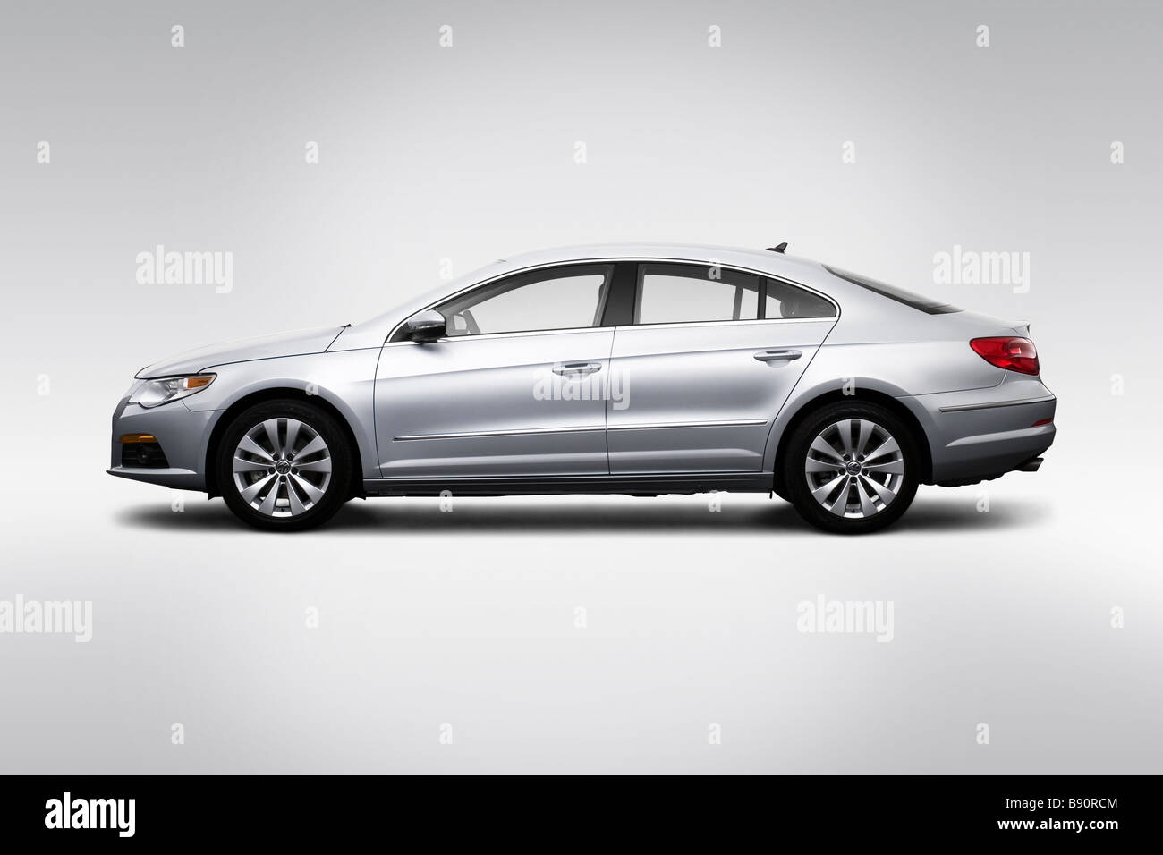 Silver volkswagen hi-res stock photography and images - Alamy