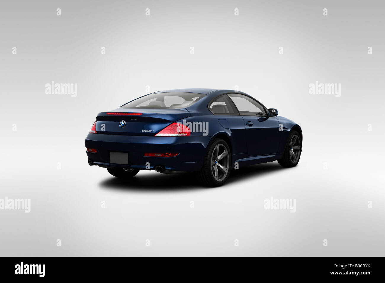 Bmw blue hi-res stock photography and images - Alamy