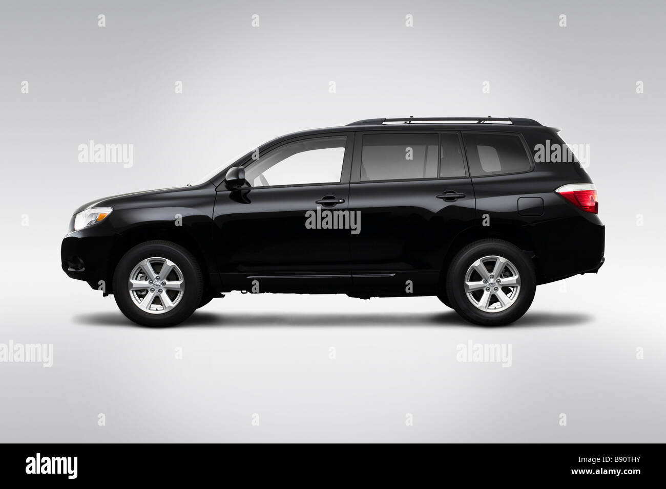 Black toyota automobile hi-res stock photography and images - Alamy