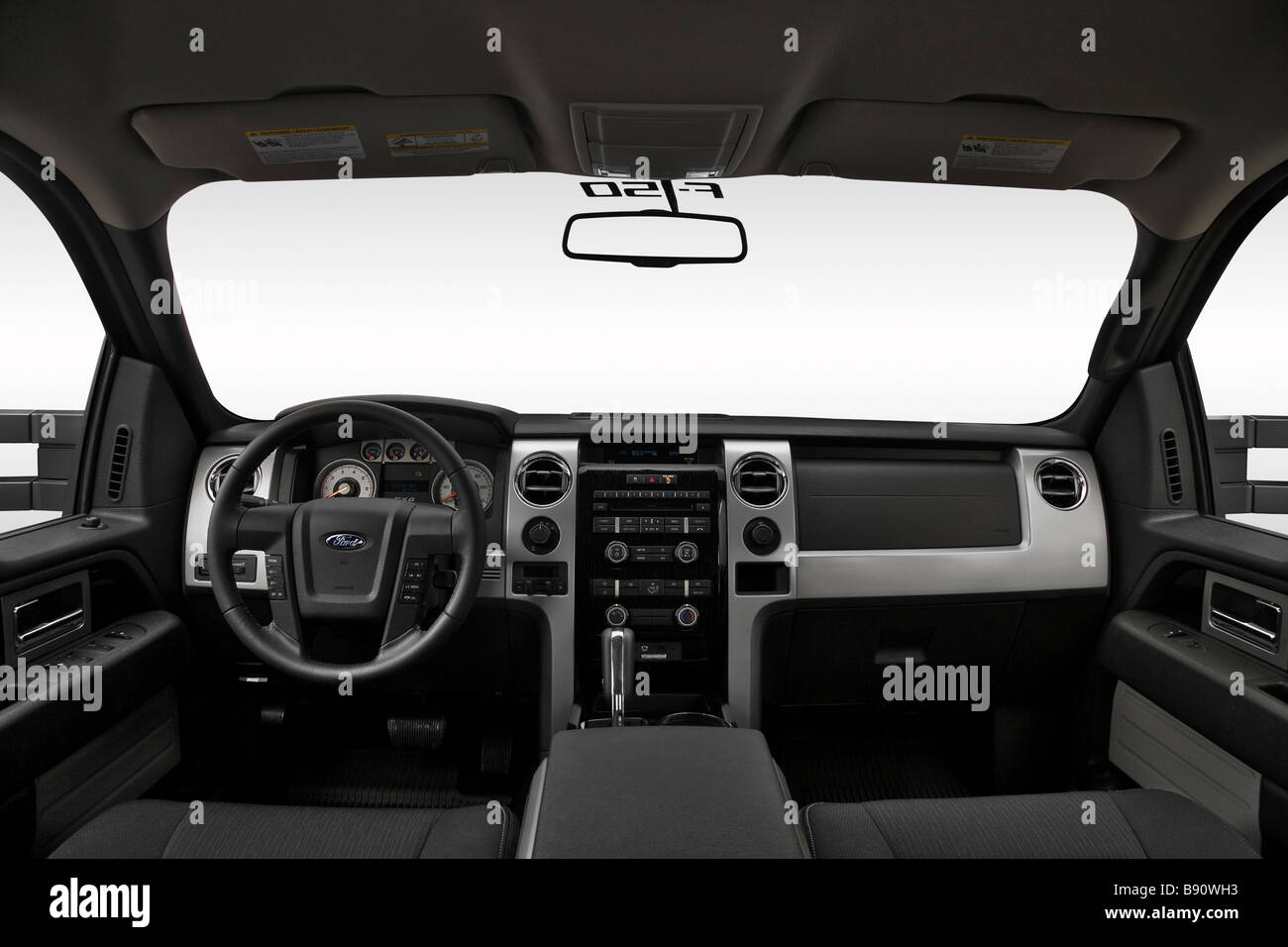 2009 Ford F-150 FX4 in Black - Dashboard, center console, gear shifter ...