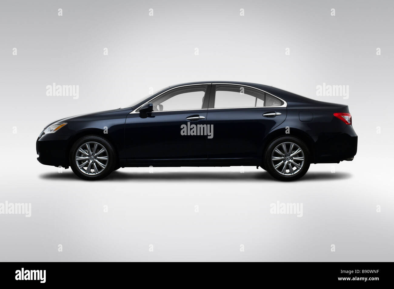 Lexus es350 hi-res stock photography and images - Alamy