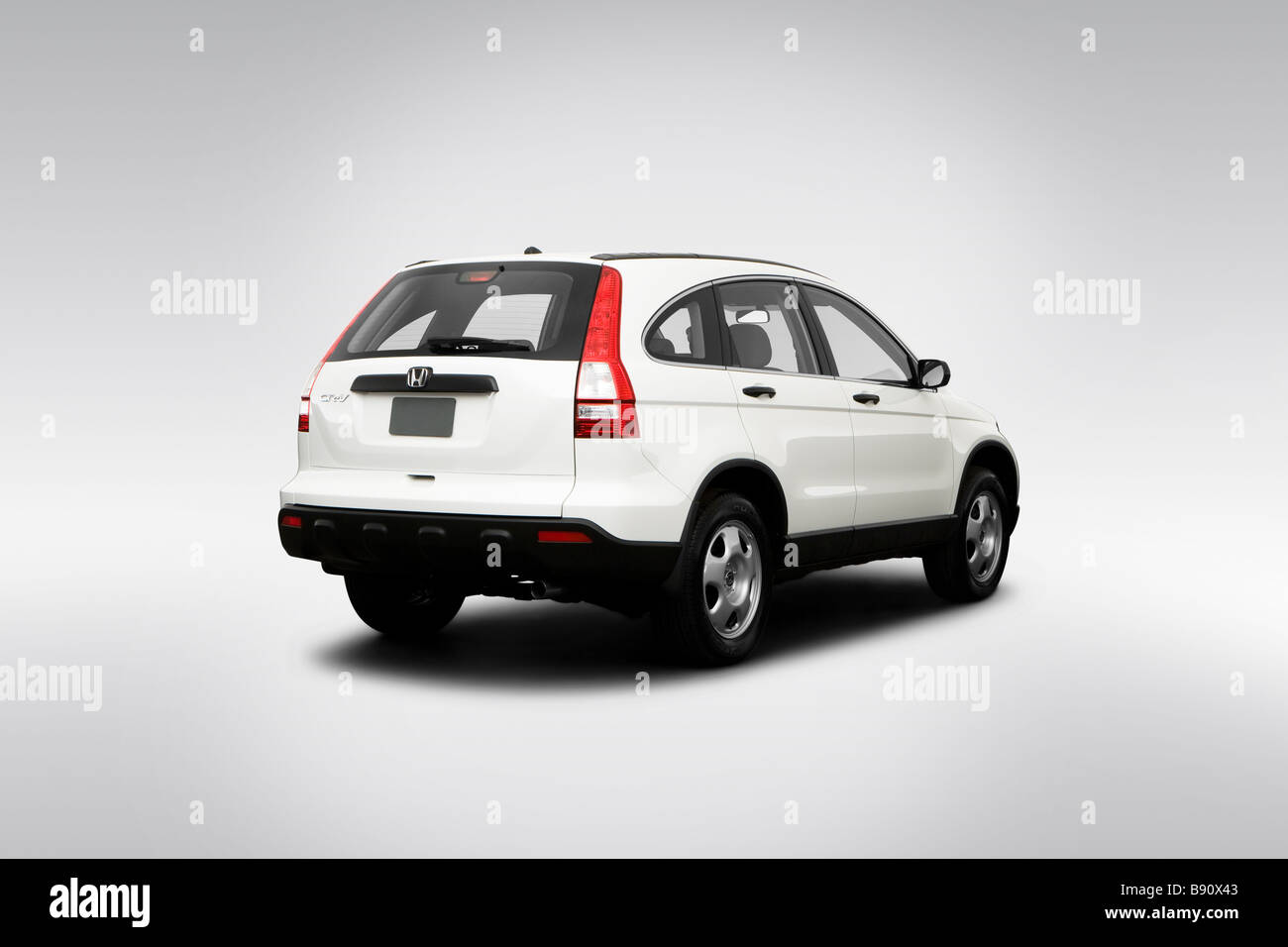 2009 Honda CR-V LX in White - Rear angle view Stock Photo - Alamy