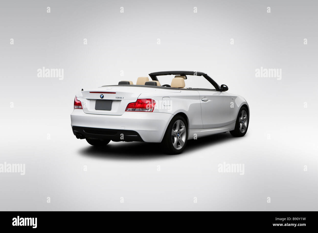 Rectractable hi-res stock photography and images - Alamy