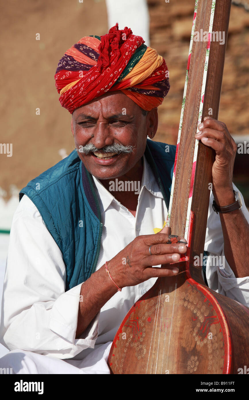 India Rajasthan Jaisalmer traditional musician Stock Photo - Alamy