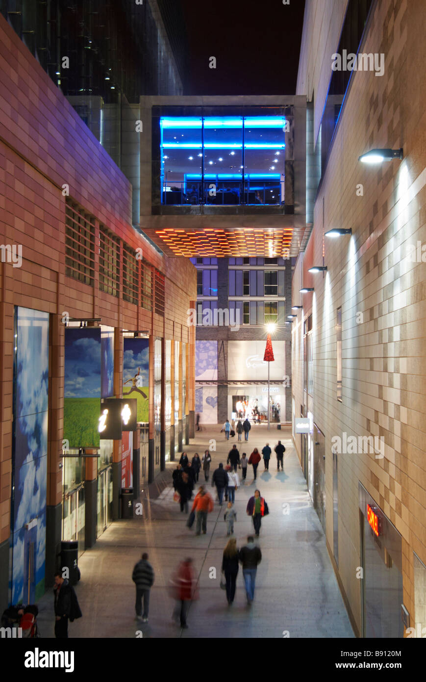 Liverpool one shopping centre hi-res stock photography and images - Alamy
