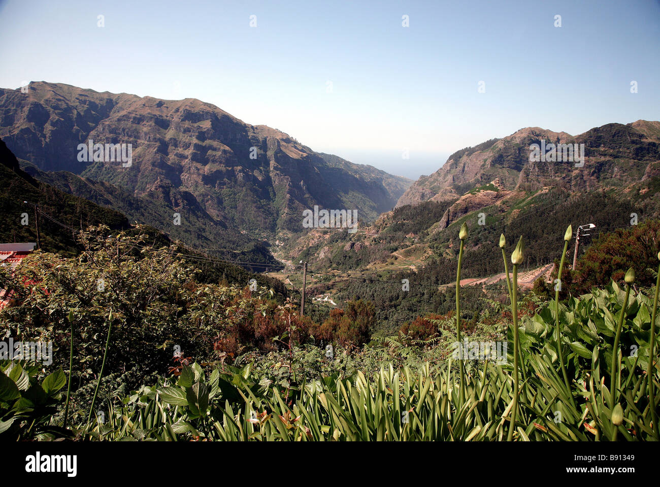 MOUNTAIN VIEW ISLAND OF MADEIRA ENCUMEADA MADEIRA 12 July 2007 Stock ...