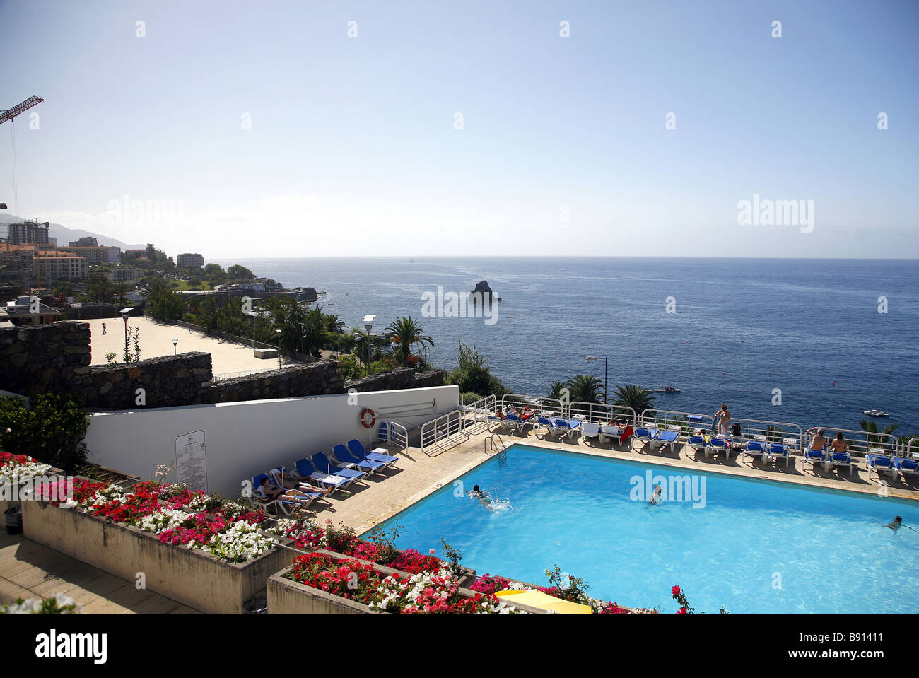 SWIMMING POOL & ATLANTIC OCEAN ISLAND OF MADEIRA FUNCHAL MADEIRA 10 ...