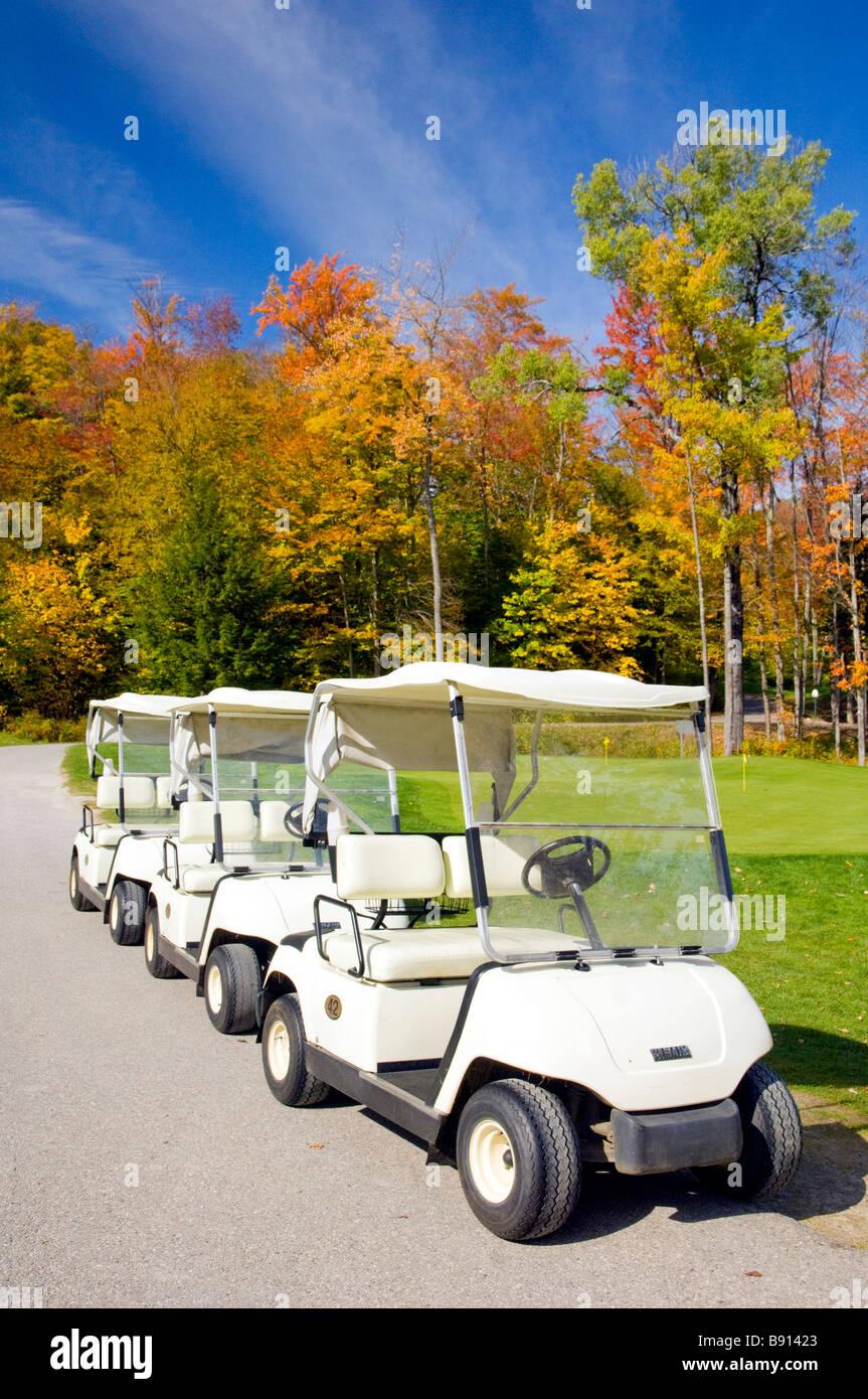 Fall foliage in vermont hi-res stock photography and images - Alamy