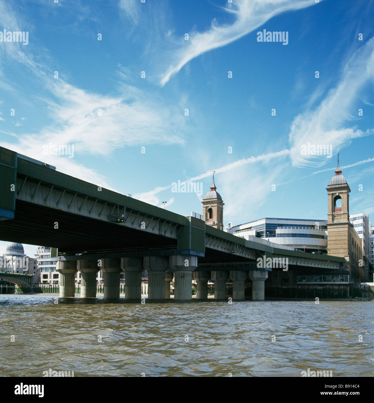Cannon Street Bridge Stock Photo - Alamy
