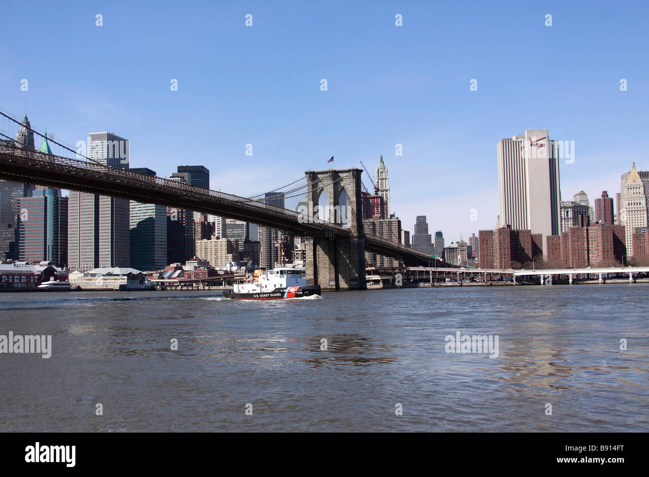 Coast guard patrol boat hi-res stock photography and images - Alamy