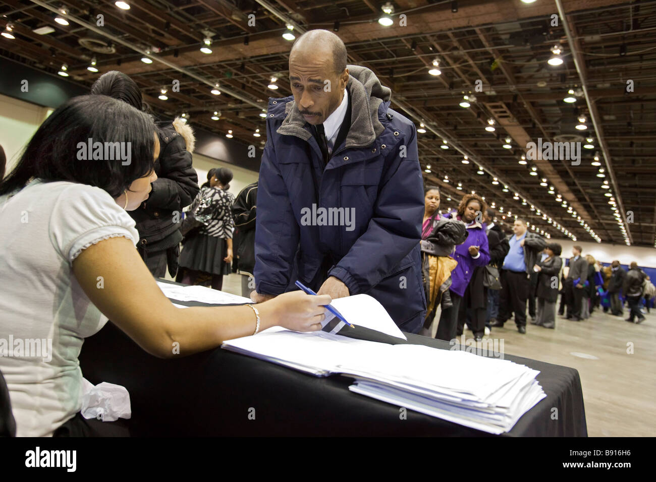 Unemployed people hi-res stock photography and images - Alamy