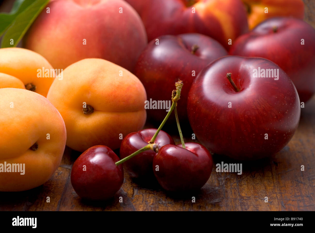 Fruits of stone fruit hi-res stock photography and images - Alamy