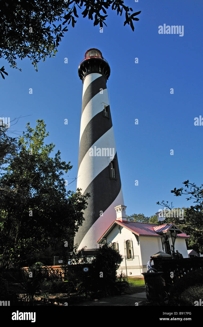 Lighthouse fuel storage hi-res stock photography and images - Alamy
