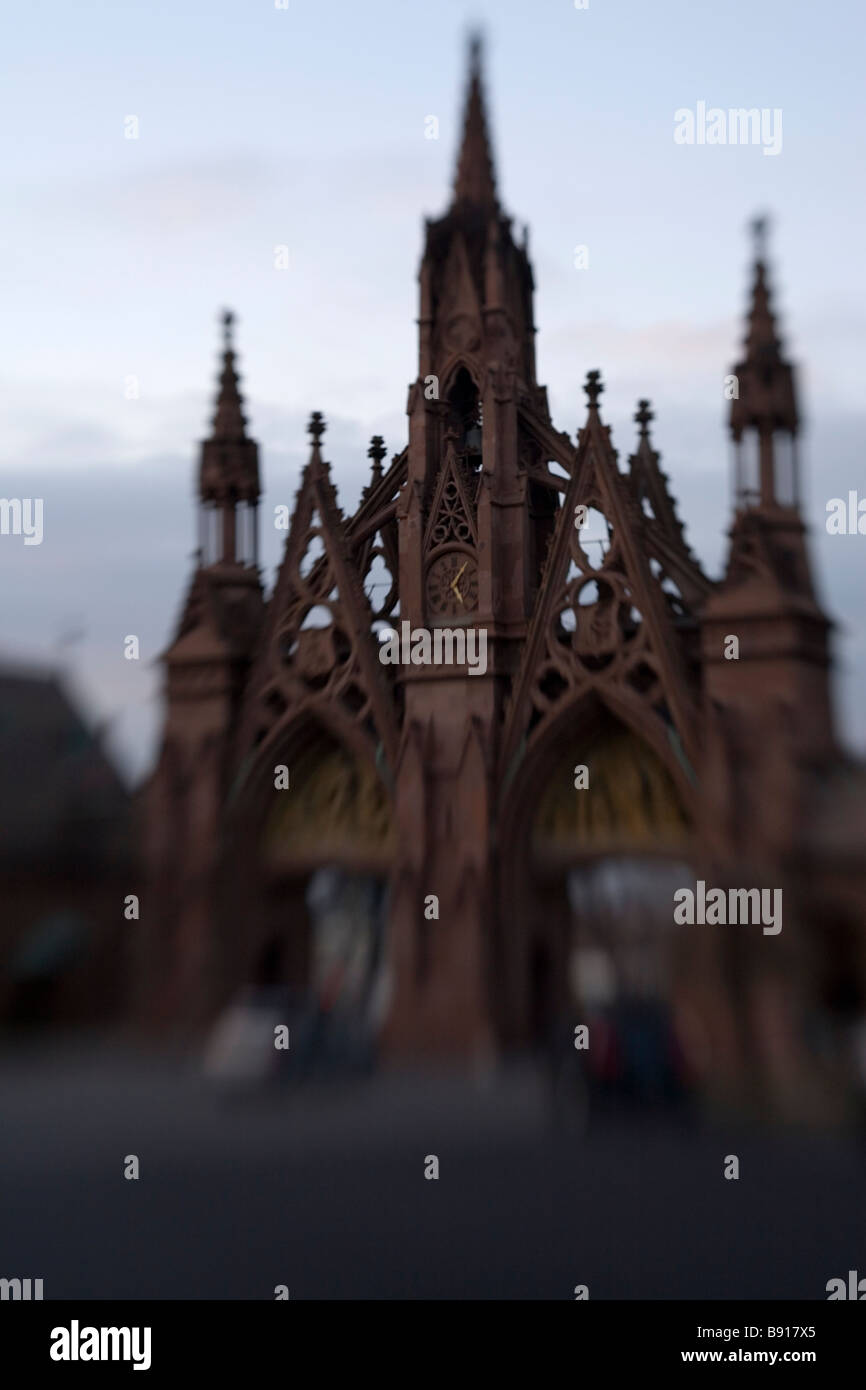 Gothic architecture eerie hi-res stock photography and images - Alamy