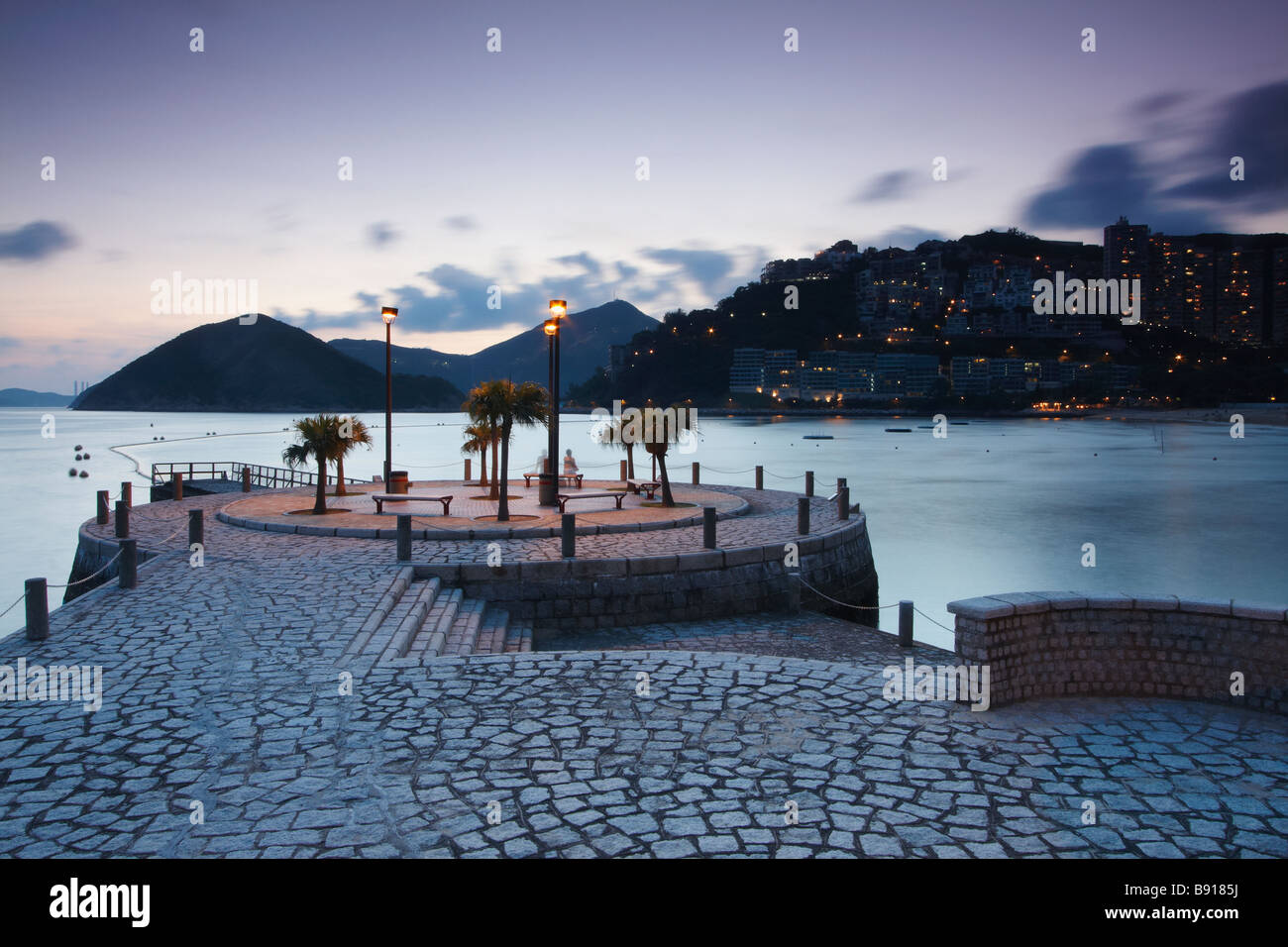 Repulse bay sunset beach hi-res stock photography and images - Alamy