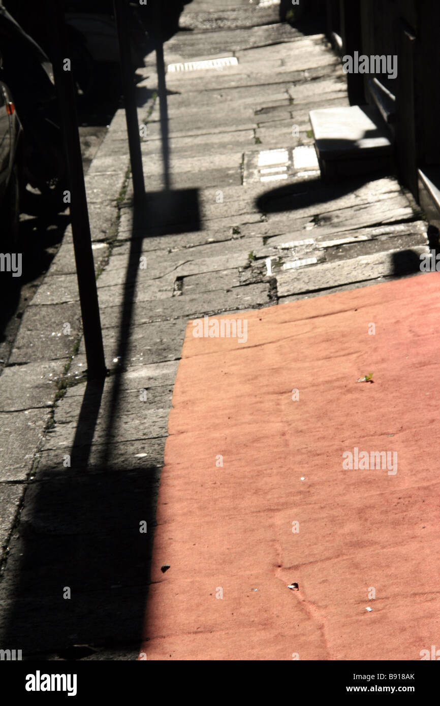 Empty vacant dirty one hi-res stock photography and images - Alamy