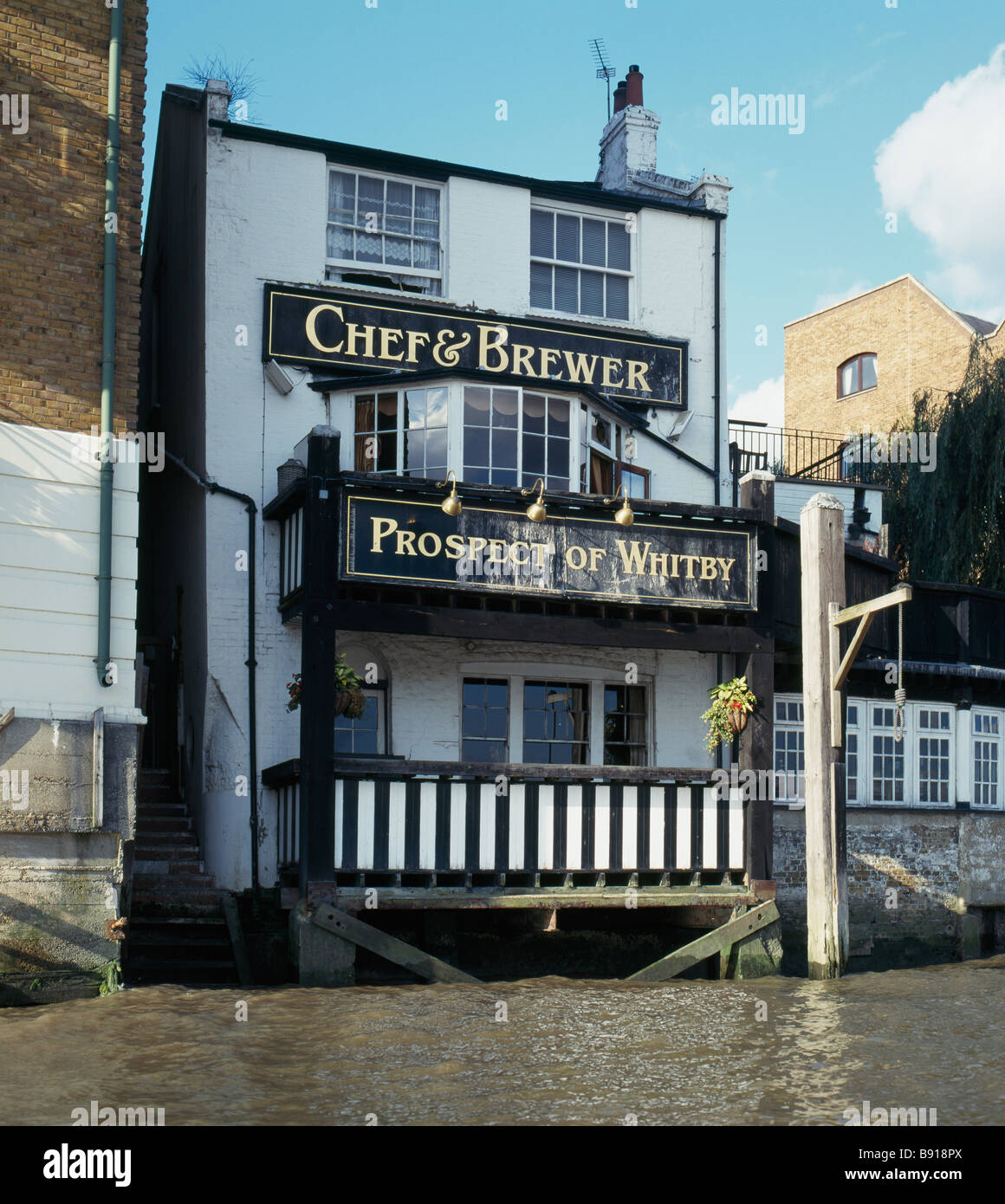 Prospect of whitby pub hi-res stock photography and images - Alamy