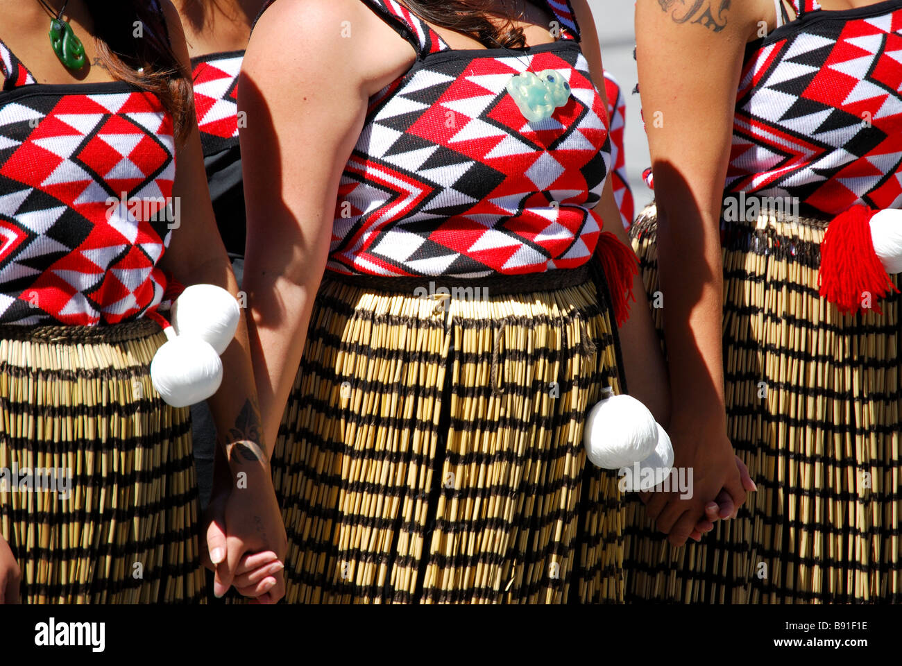Maori poi hi-res stock photography and images - Alamy