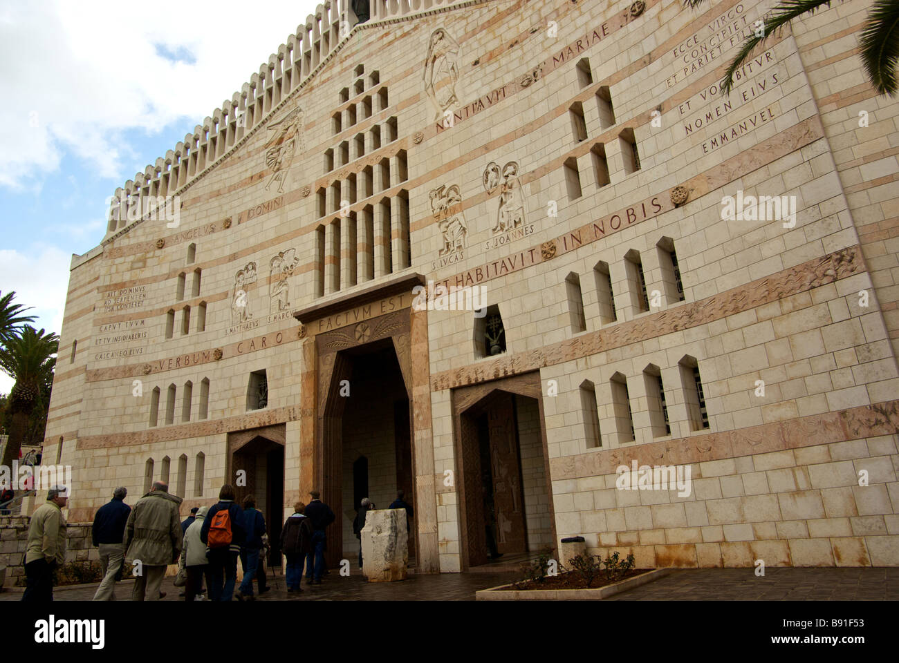 Pilgrims wait to enter Basilica of the Annunciation the largest Middle ...