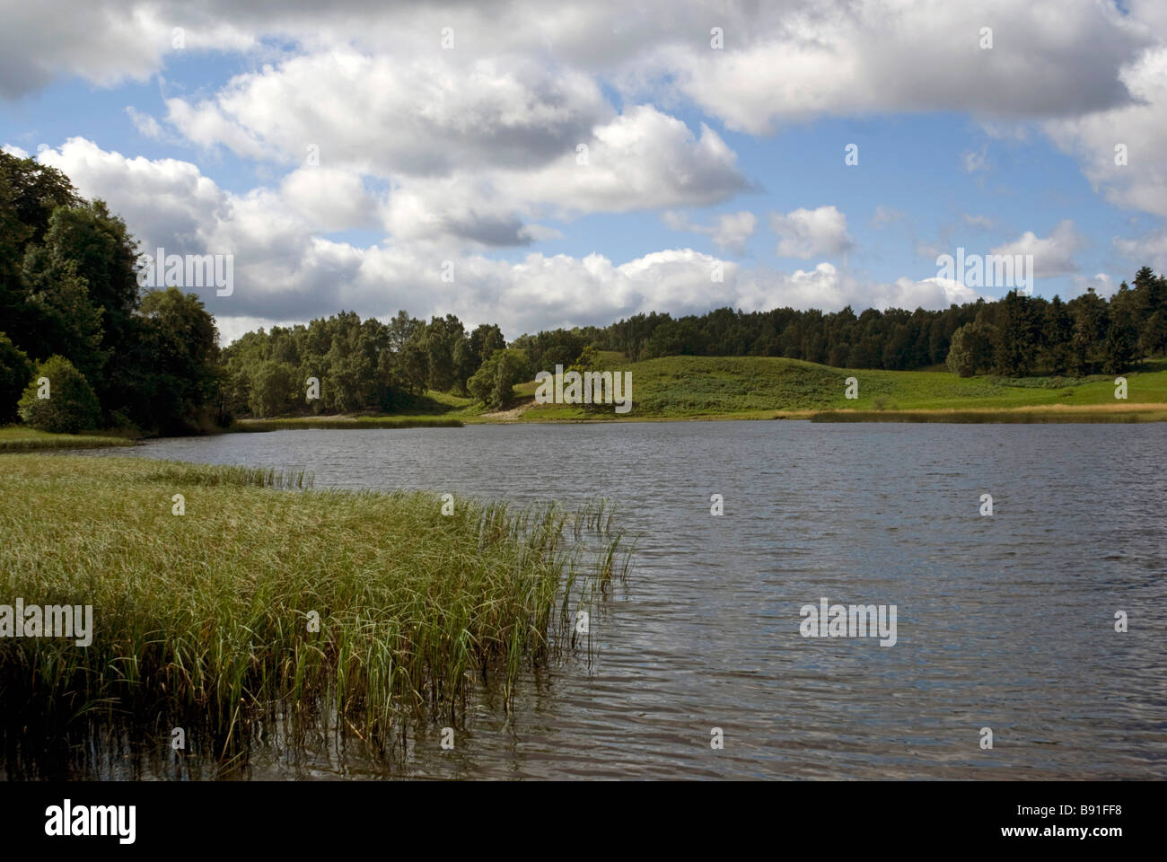 Loch insh sailing hi-res stock photography and images - Alamy