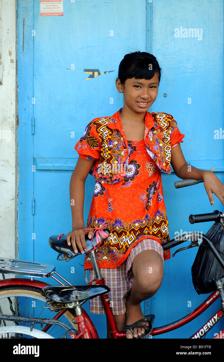Javanese girls hi-res stock photography and images - Alamy