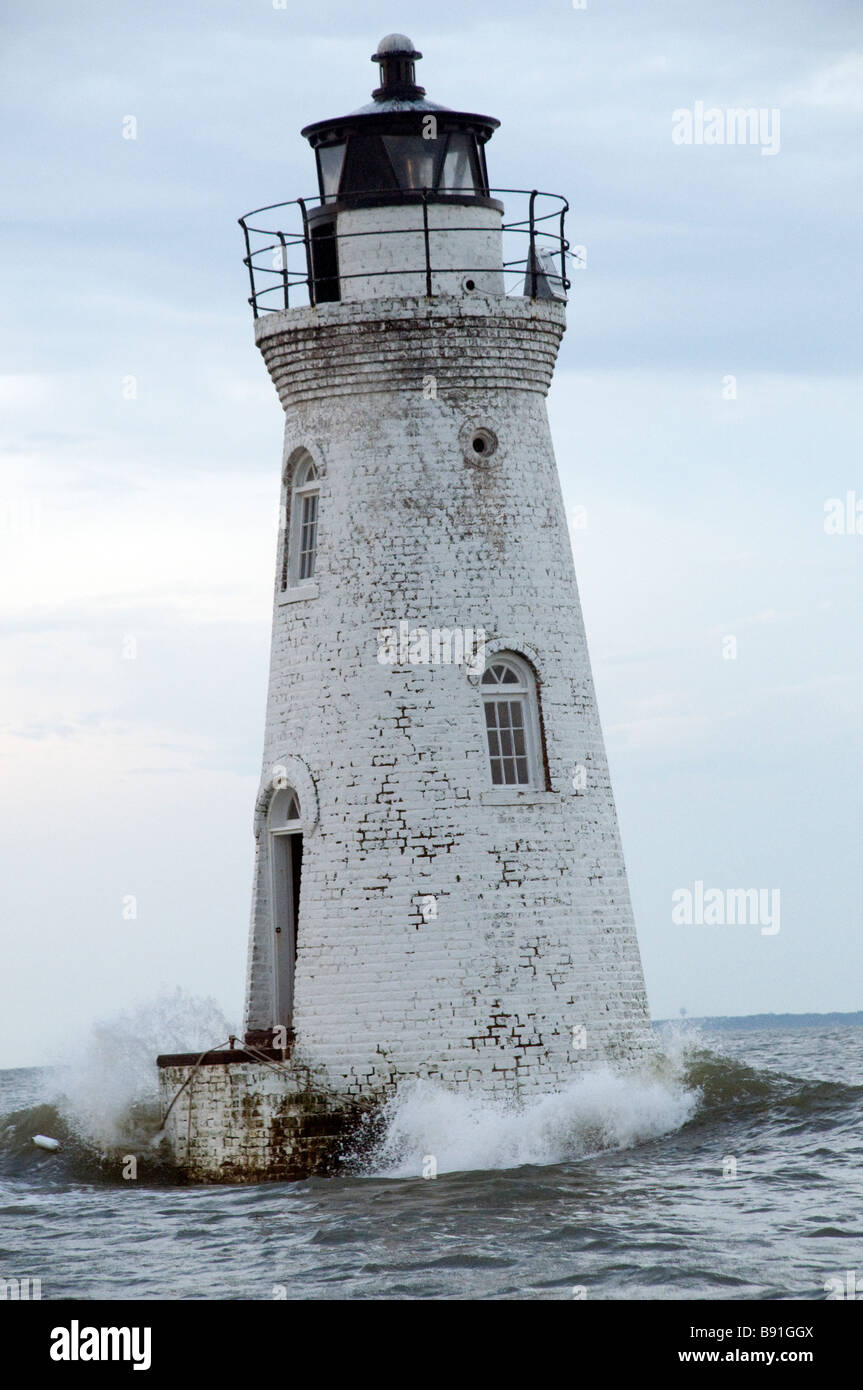 Cockspur Lighthouse, Tybee Island, Savannah, Georgia Stock Photo - Alamy