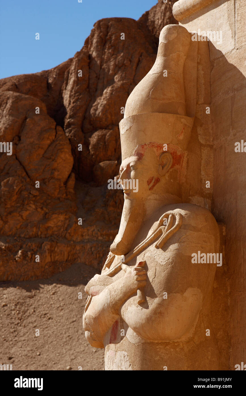 Osiris statue, Mortuary Temple of Queen Hatshepsut, "Deir el-Bahri ...