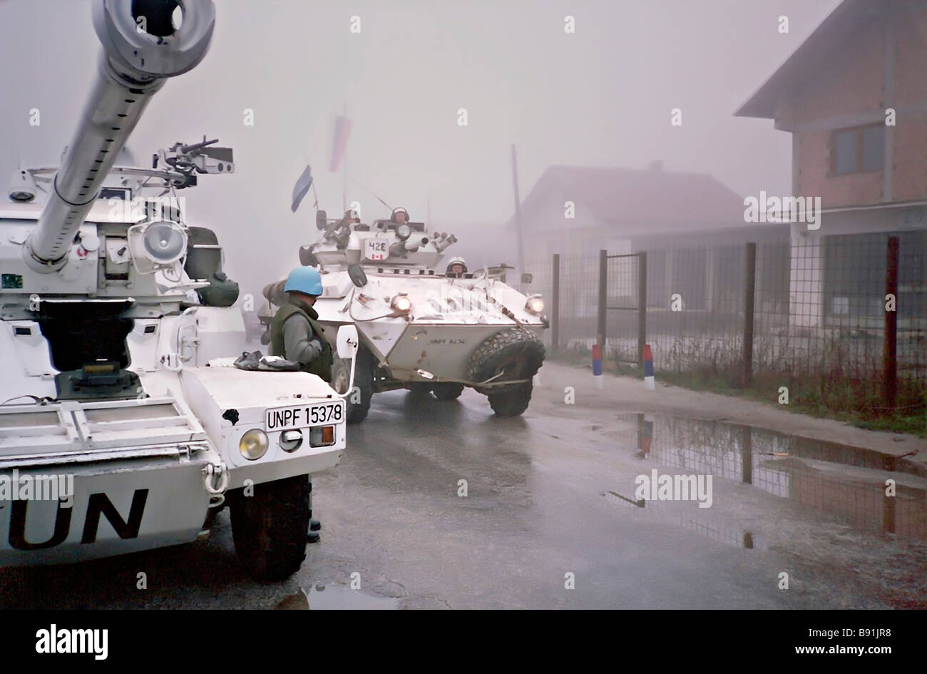 UN patrol in Sarajevo Bosnia Europe French Foreign Legion winter 1993 ...