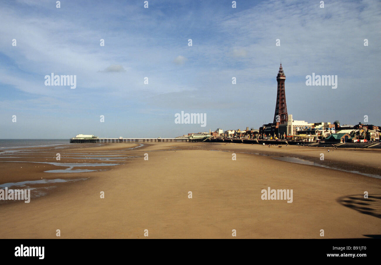 Blackpool Tower and beach Stock Photo - Alamy