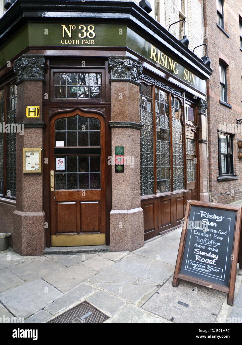 Rising Sun Pub, London Stock Photo - Alamy