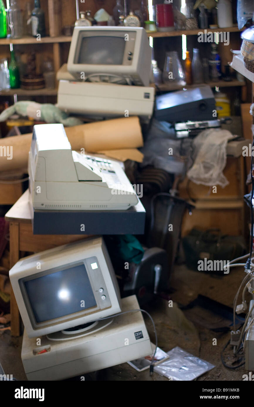 Junk yard stuff hi-res stock photography and images - Alamy